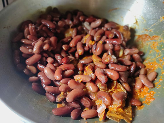 Rajma ki Sabji, Rajma Recipe, Easy Rajma Curry - FoodBreeze